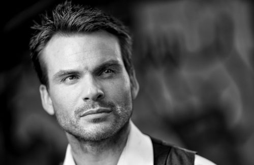 See Jason Live - Jason Ladanye